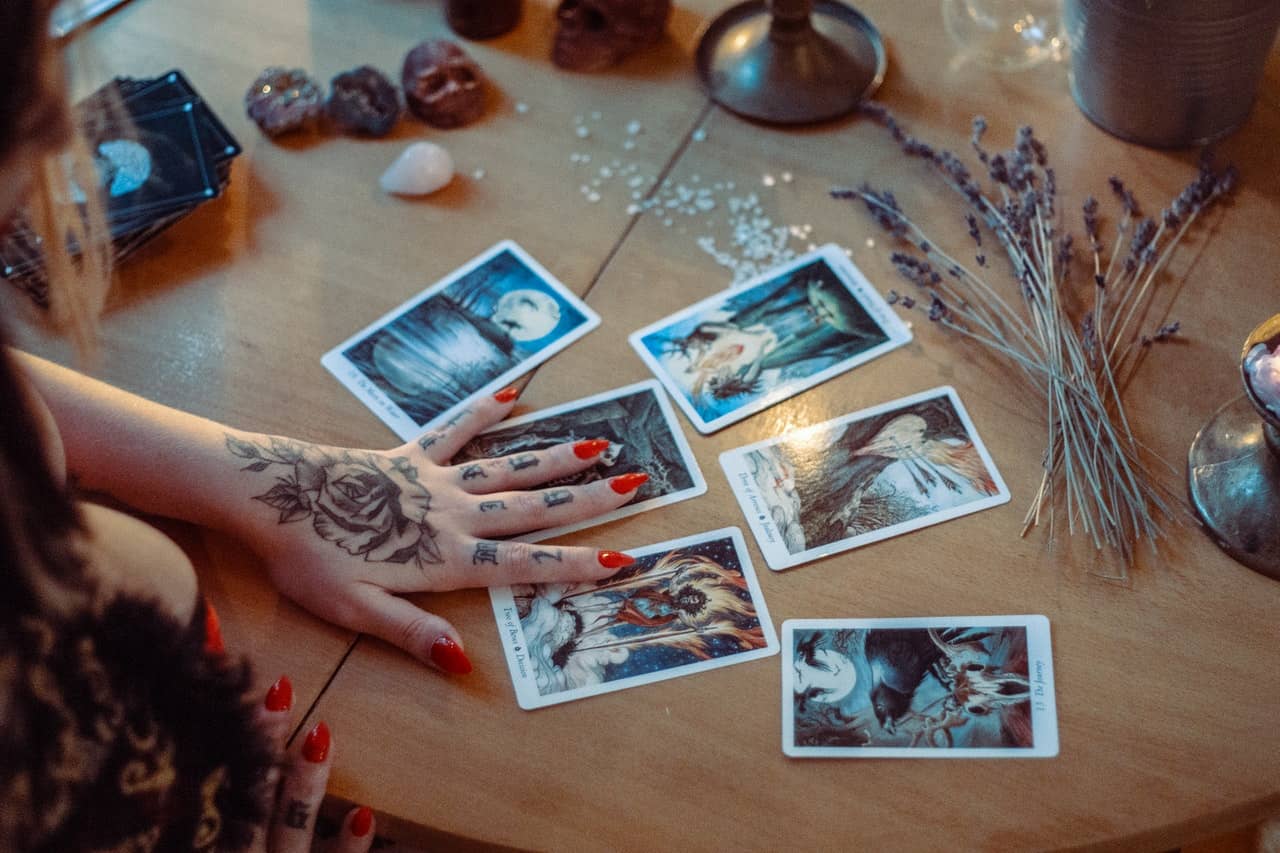 Ultimate Guide To Psychic Reading What Are The Benefits And Uses